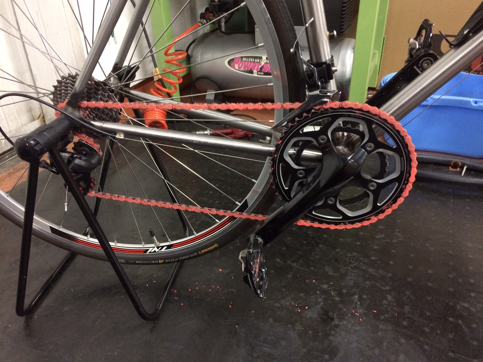 WEND Chain WAX | MORE CREST